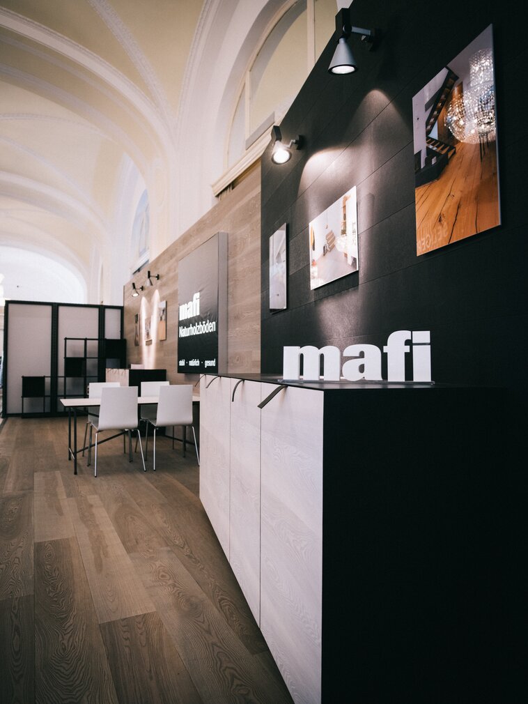 Contact: how to reach us