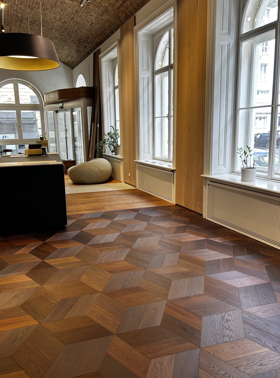 Formats: diverse from plank to panel parquet