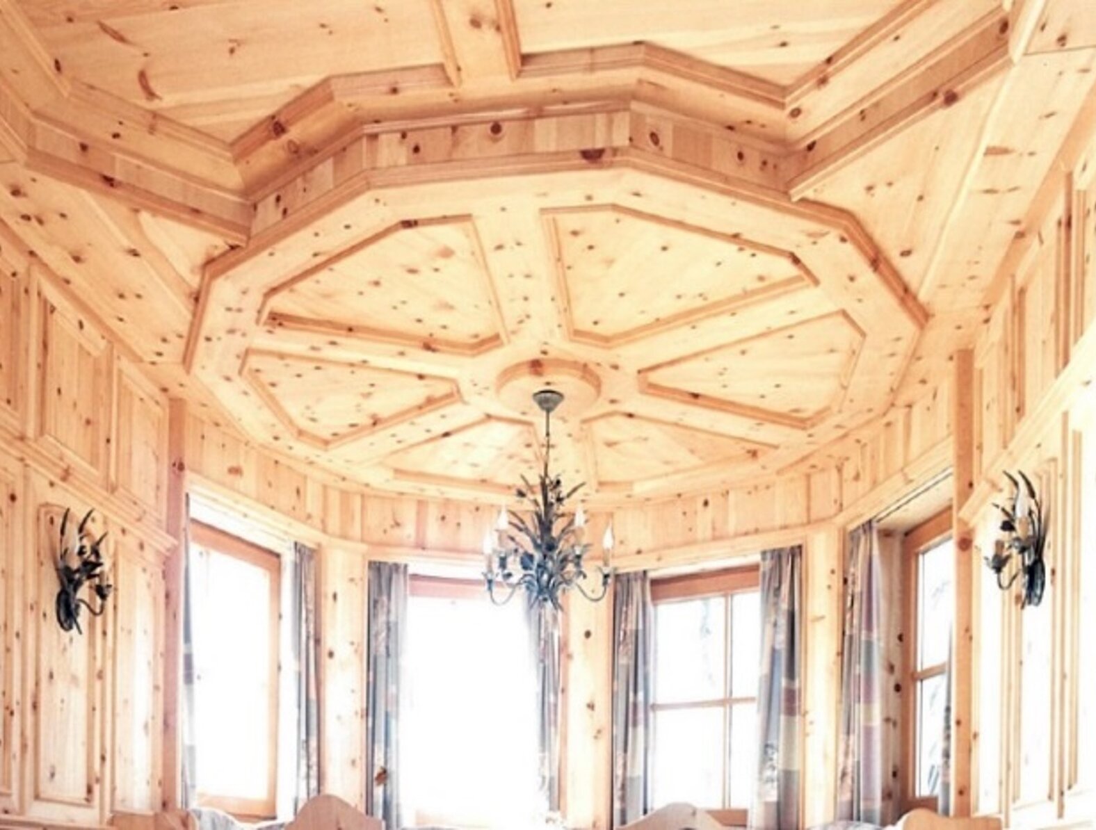 About the family business mafi